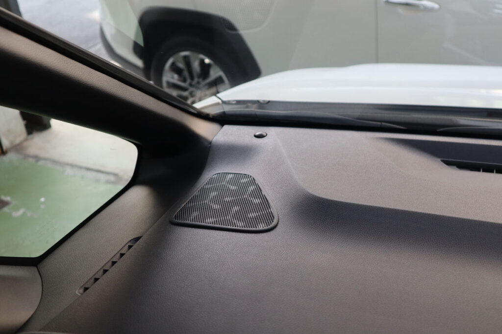 VOXY・ハイブリッド（90系）にSonicPLUSリミテッドモデルで快適音楽空間に♪ | カーオーディオ専門店 | ソニックプラスセンター神戸