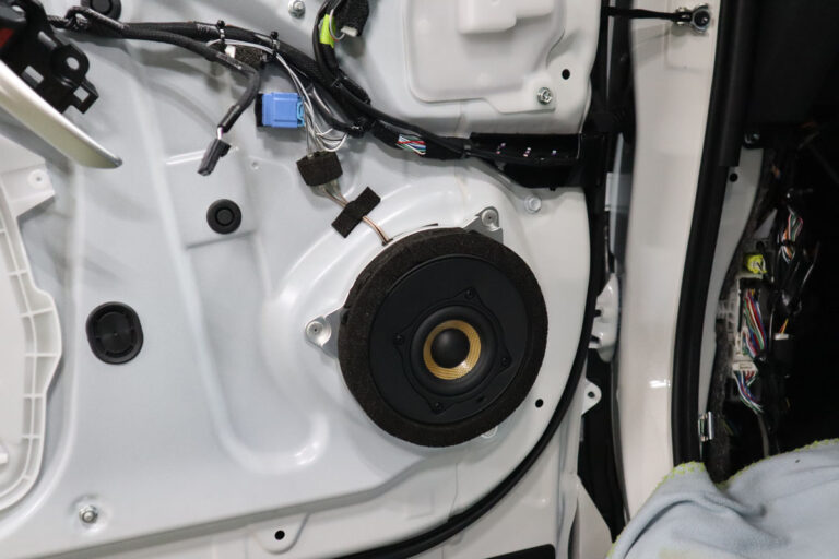 VOXY・ハイブリッド（90系）にSonicPLUSリミテッドモデルで快適音楽空間に♪ | カーオーディオ専門店 | ソニックプラスセンター神戸