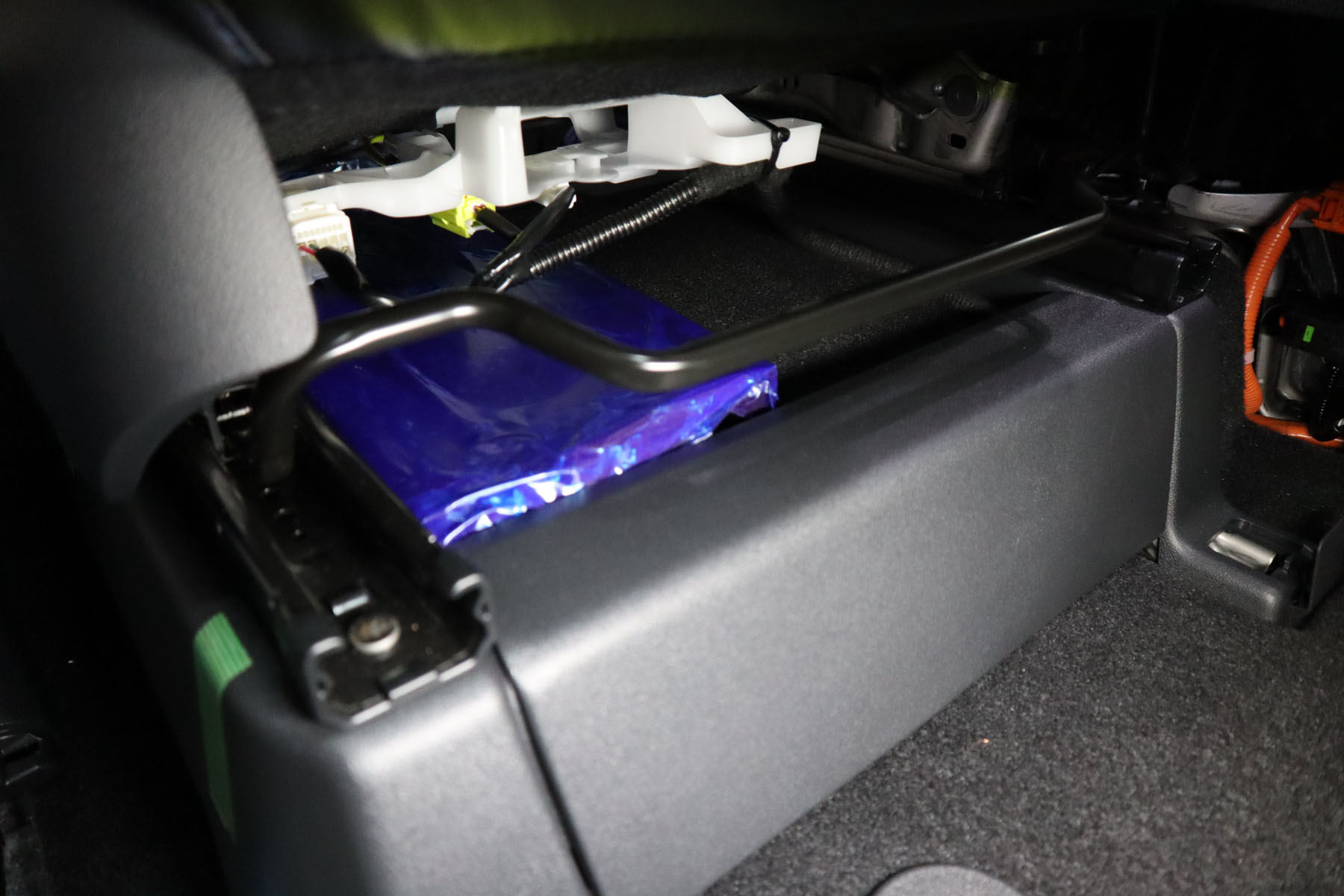 VOXY（90系）に新世代フルレンジスピーカーとDSPアンプを取付しました。 | カーオーディオ専門店 | ソニックプラスセンター神戸